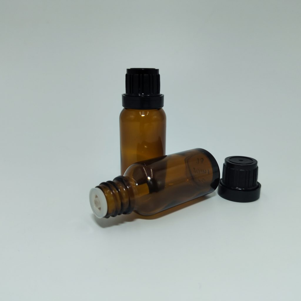 20ml Amber Dropper Bottle– Euro Cap & Insert – Black – Glasspack.lk